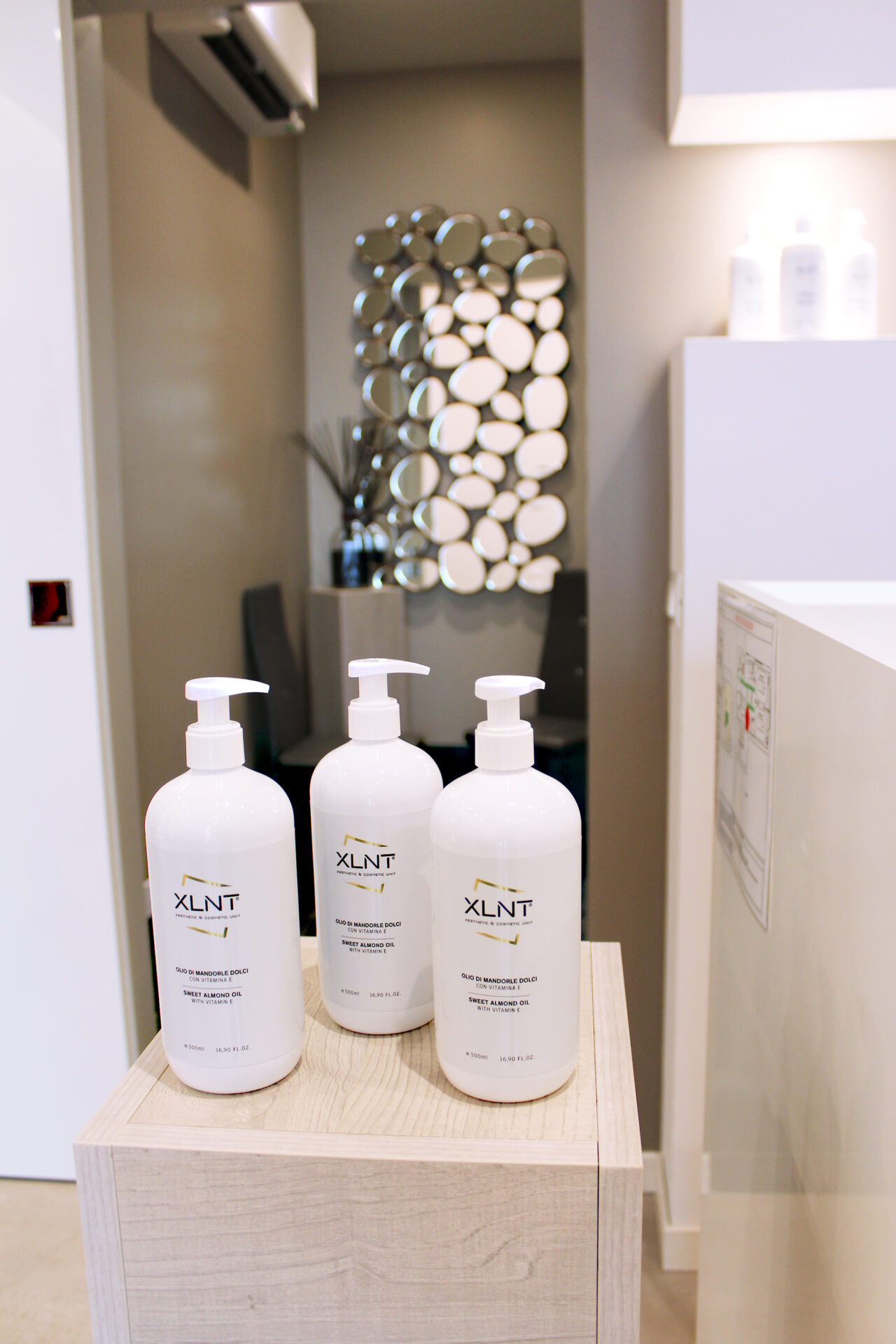 Contatti XLNT - Dr. Giovanni Turra - Chirurgo Plastico Rudiano